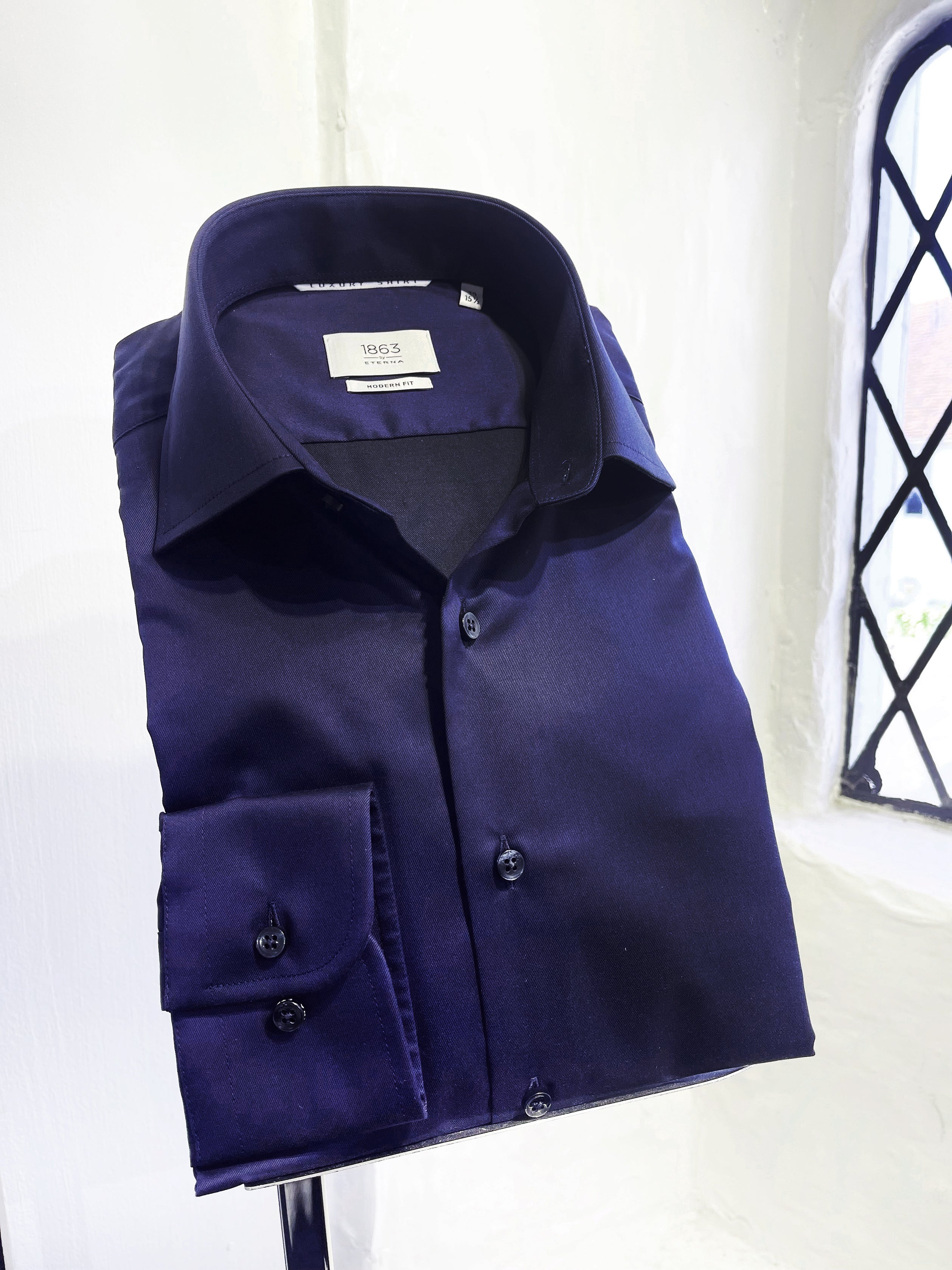 NAVY GENTLE SHIRT – Hansfords Menswear